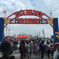 Pier 16 - Pier in New York