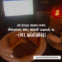 Highball Lounge - Beacon Hill - 39 tips from 1452 visitors