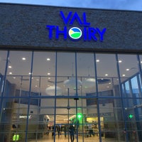 Centre Commercial Val Thoiry - Shopping Mall