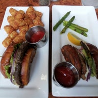 Sweetwater Tavern & Grille - American Restaurant in Chicago