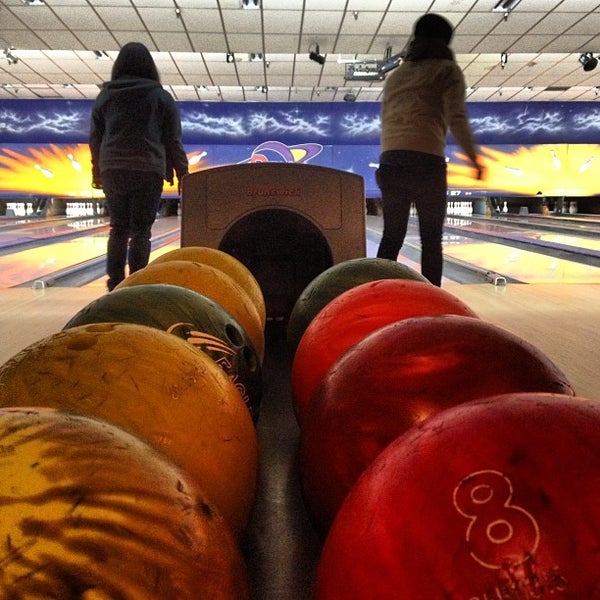 REVS Bowling & Entertainment Centre - 20 tips from 1429 visitors