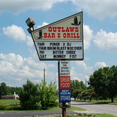 Outlaws Bar and Grill - 6 tips