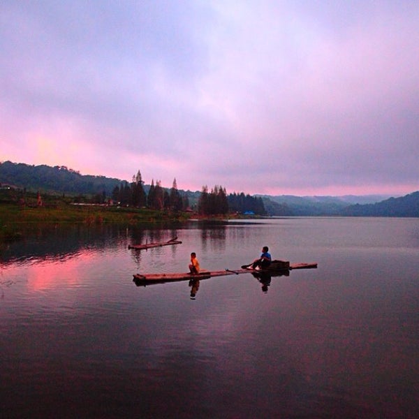Danau Lau Kawar - Lake