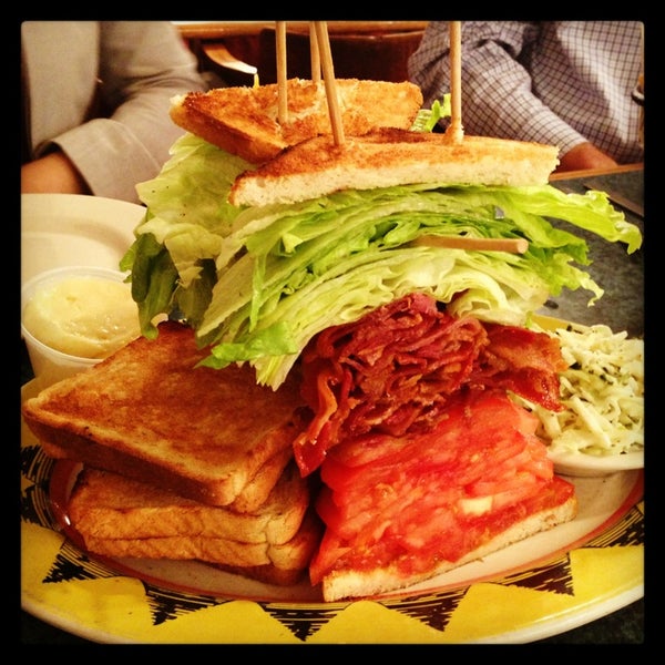 Harold's New York Deli - 24 tips