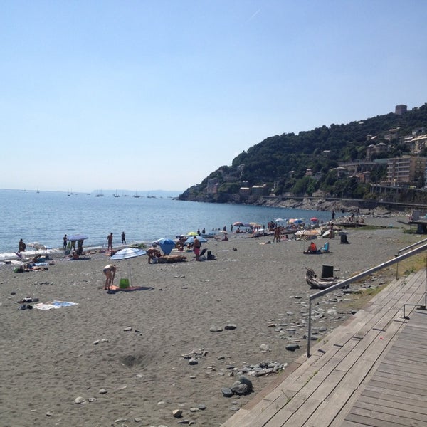 Spiaggia di Voltri - Beach in Genova