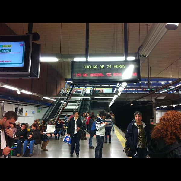 Metro Moncloa - Argüelles - Madrid, Madrid