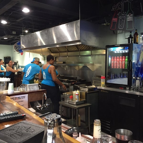 Shore Fyre (Fresh Grill & Bar) - Waikiki - Honolulu, HI