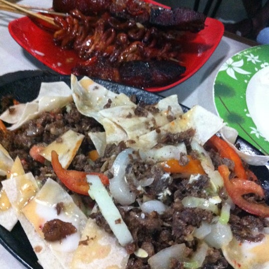 Tri Mo Shawarma Co - Quezon City District 5 - Bristol St.