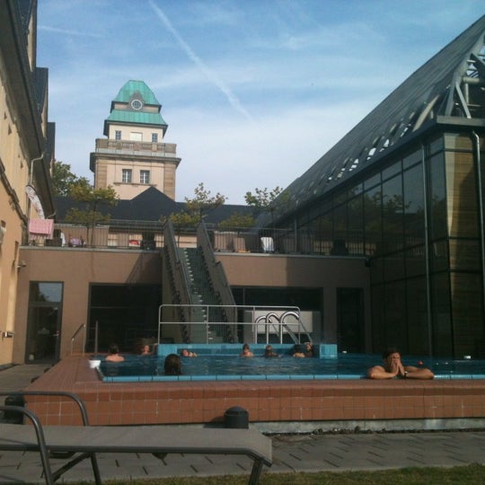 Jugendstilbad - Pool