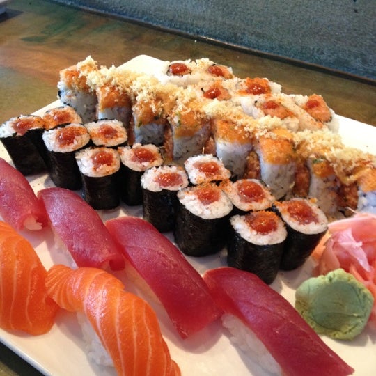 Wakame Sushi & Asian Bistro - West Calhoun - 106 tips from 3055 visitors