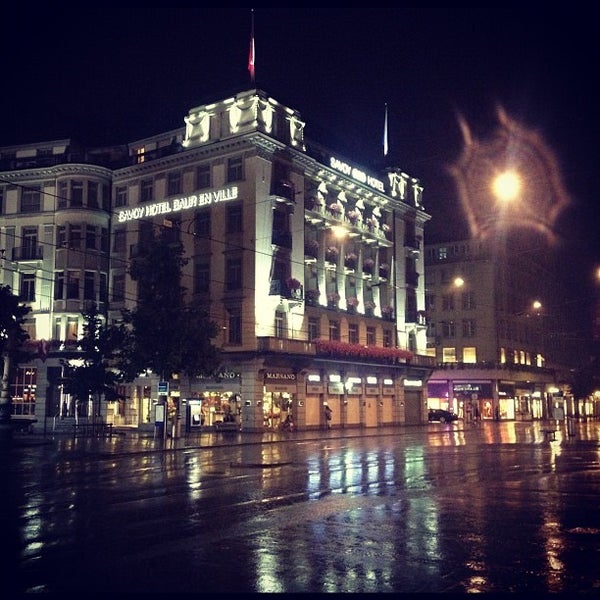 Paradeplatz - Plaza in Zürich