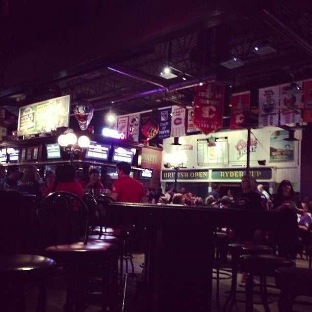 Schanks Sports Grill - Calgary, AB
