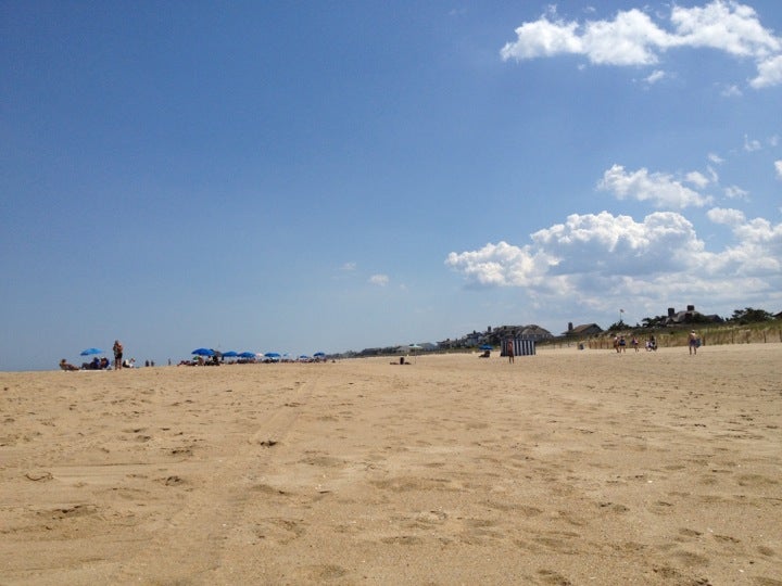 Poodle Beach Photos - GayCities Rehoboth Beach